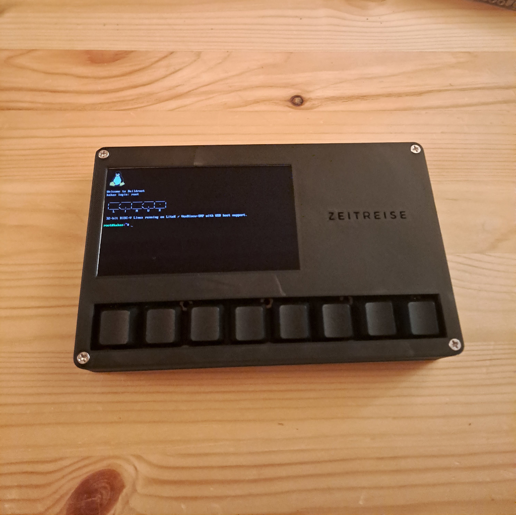 The Zeitreise Cyberdeck – Machdyne